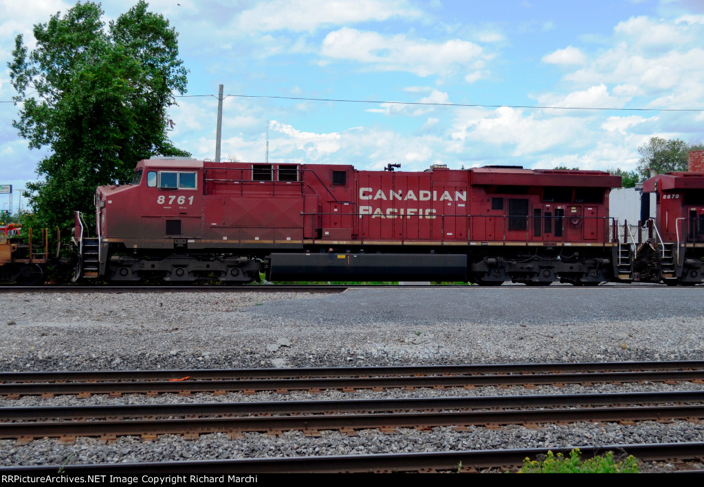 CP 8761